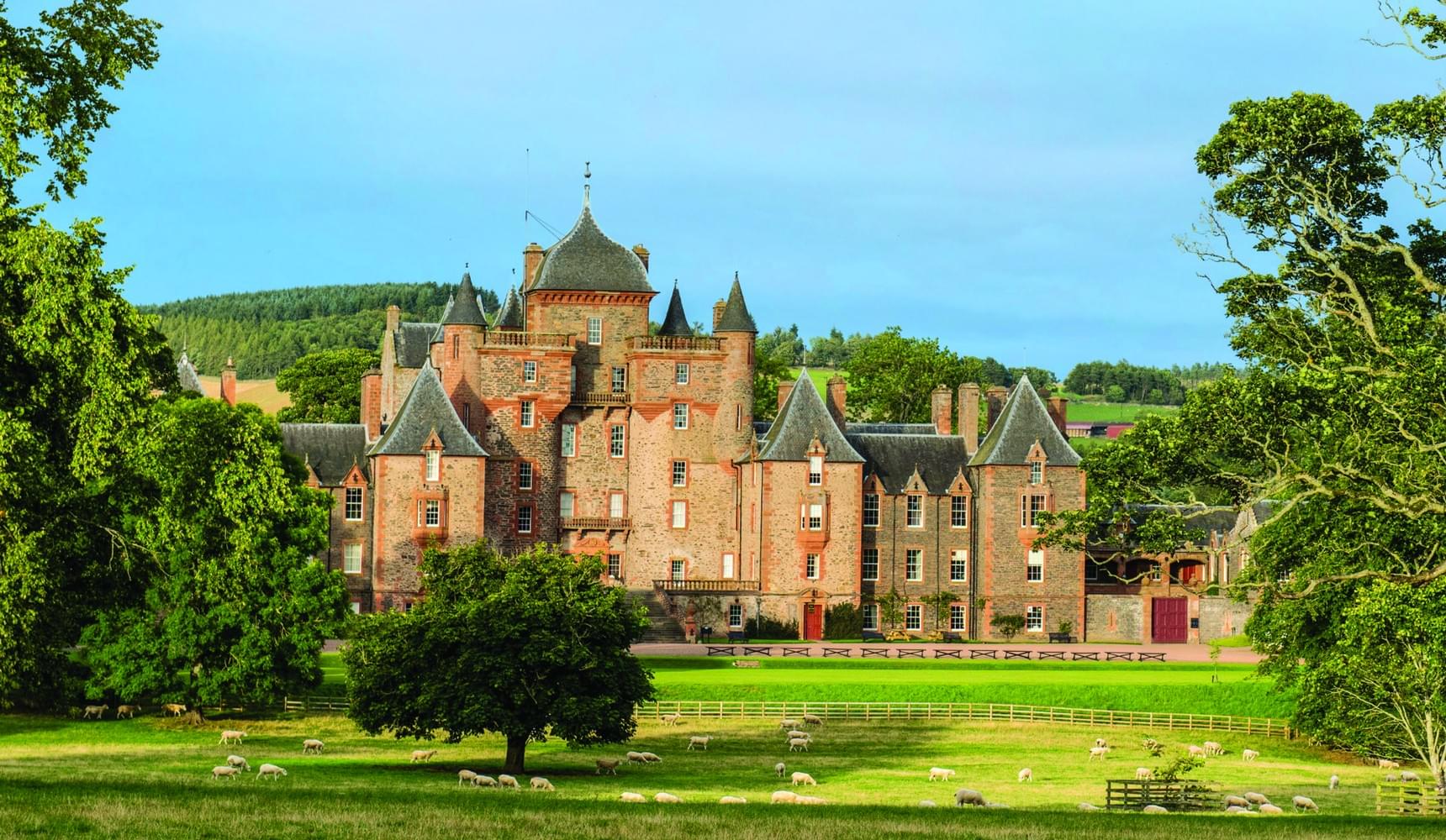 A castle fit for a fairy tale - Northern Insight Magazine