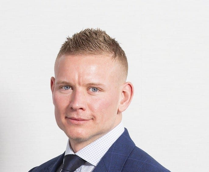 FUNDING A MANAGEMENT BUYOUT - Northern Insight Magazine