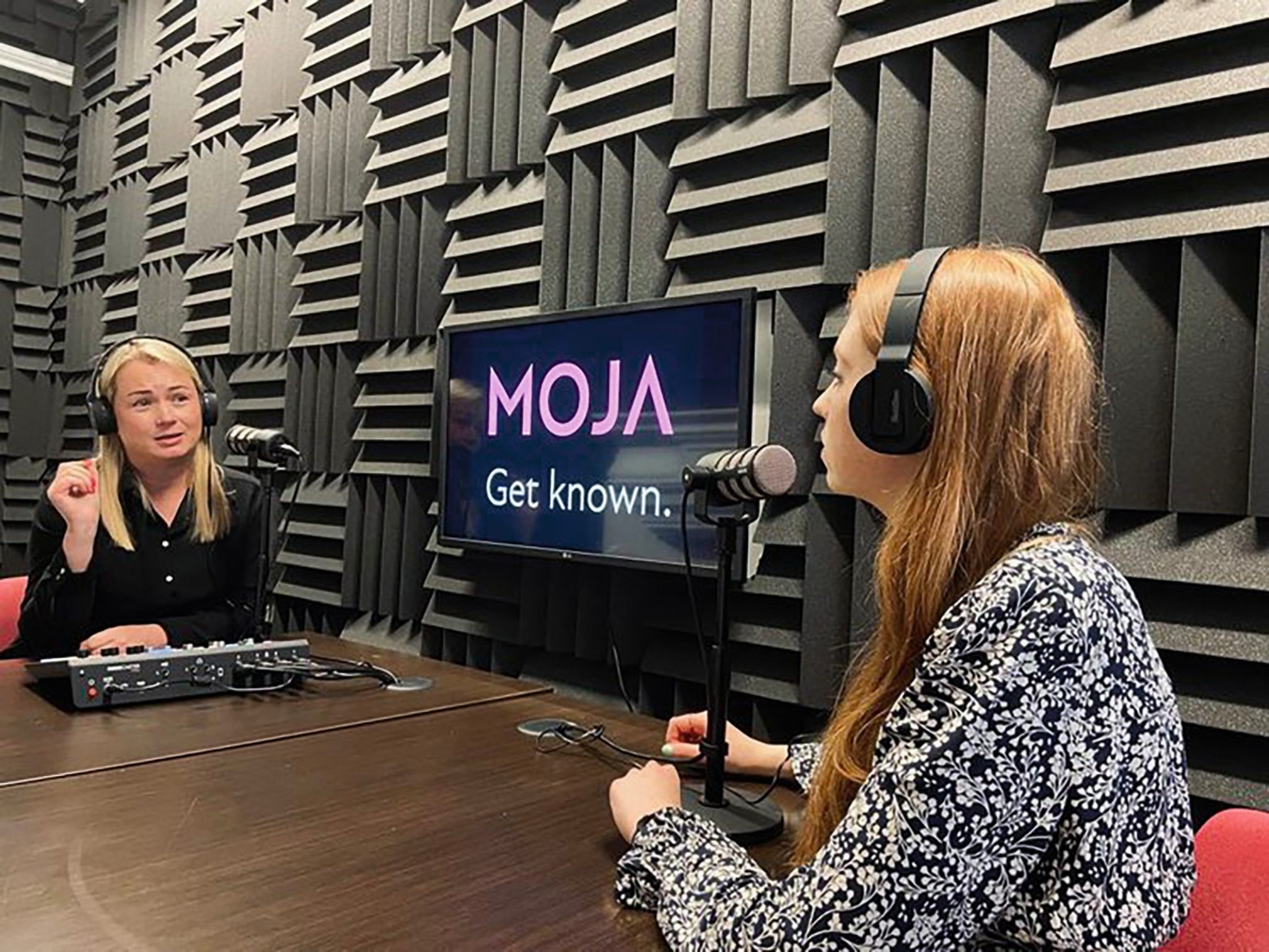 Why you need to get onboard with the podcast craze - Northern Insight ...