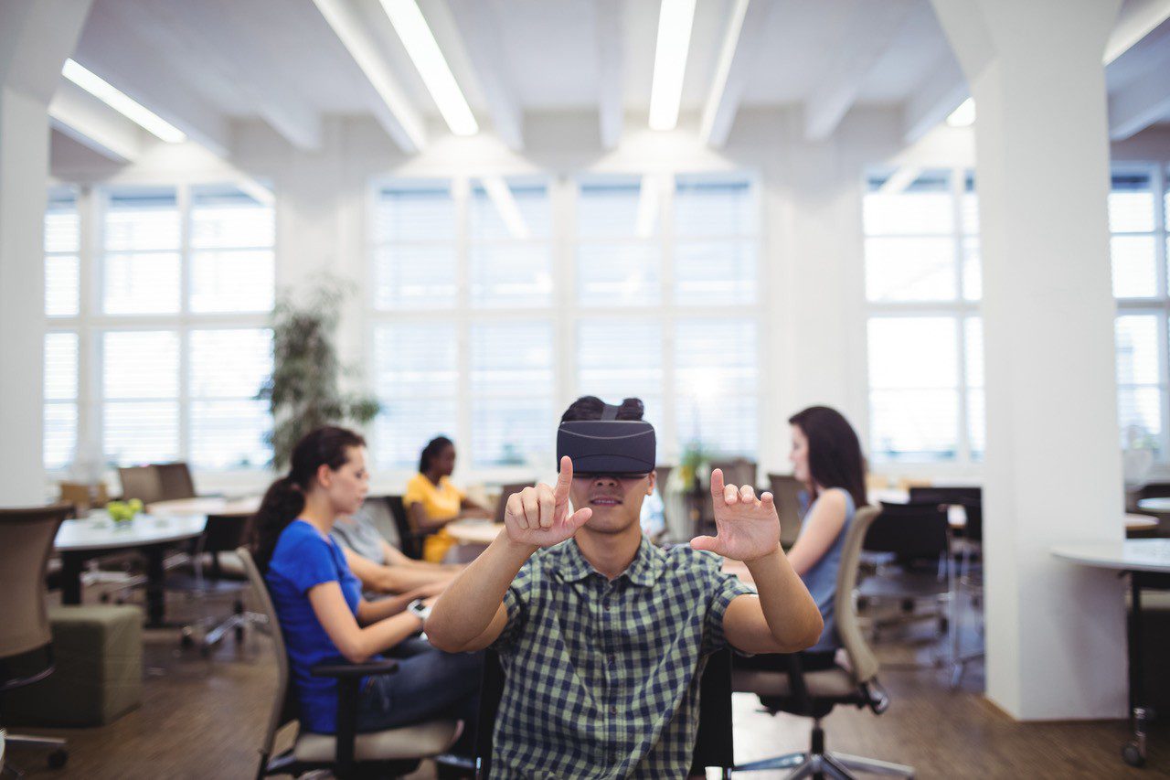 Using VR in the Workplace - Top 10 Applications - Northern Insight Magazine